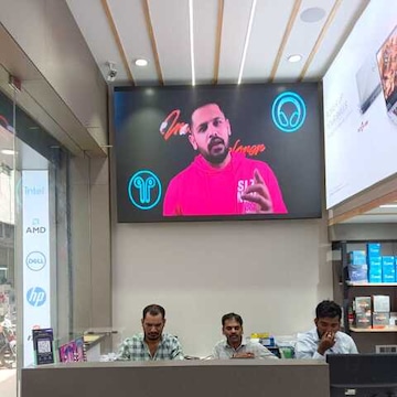 Top Computer Dealers near Chenoy Trade Centre Parklane, Secunderabad ...