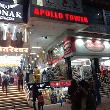 apollo tower indore open today