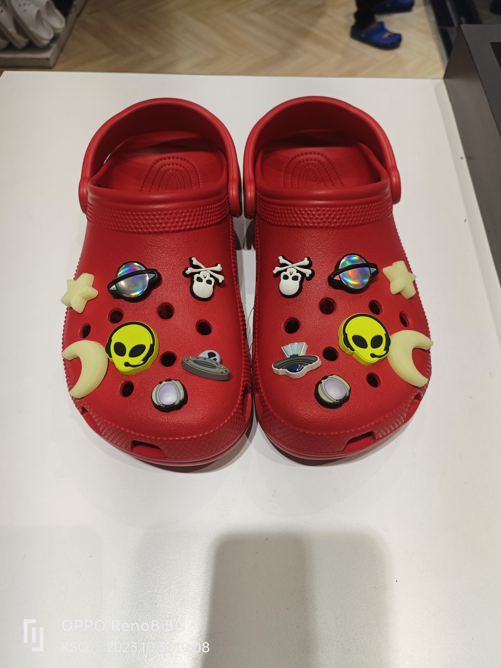Crocs dealers store