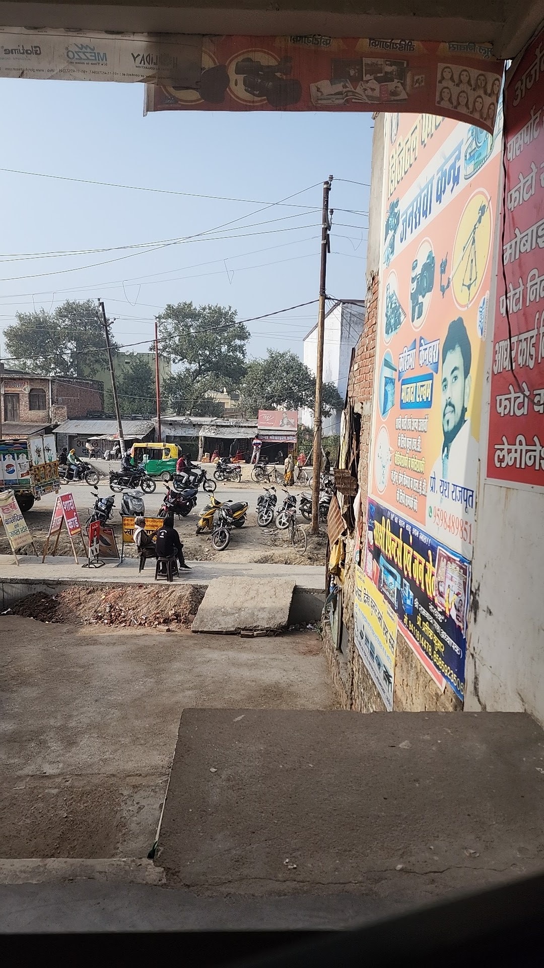 Bala Ji Photo Studio in Civil Lines,Kanpur - Best Computer Repair & Services near me in Kanpur ...