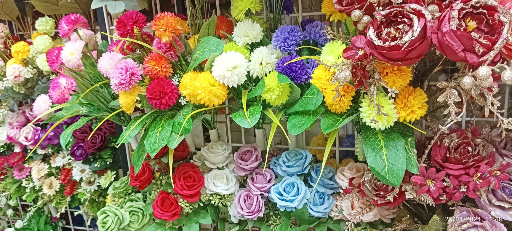 Distributors wholesale floral and craft store