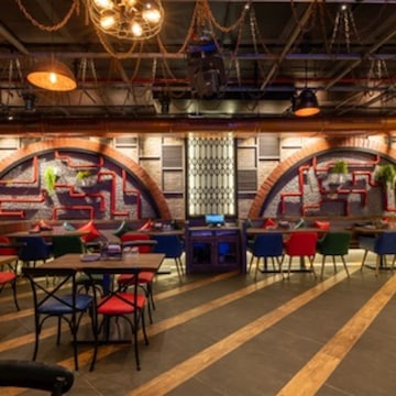 Double Deck Lounge in Wagle Industrial Estate Thane West Thane Order Food Online Best Lounge Bars near me in Thane Justdial