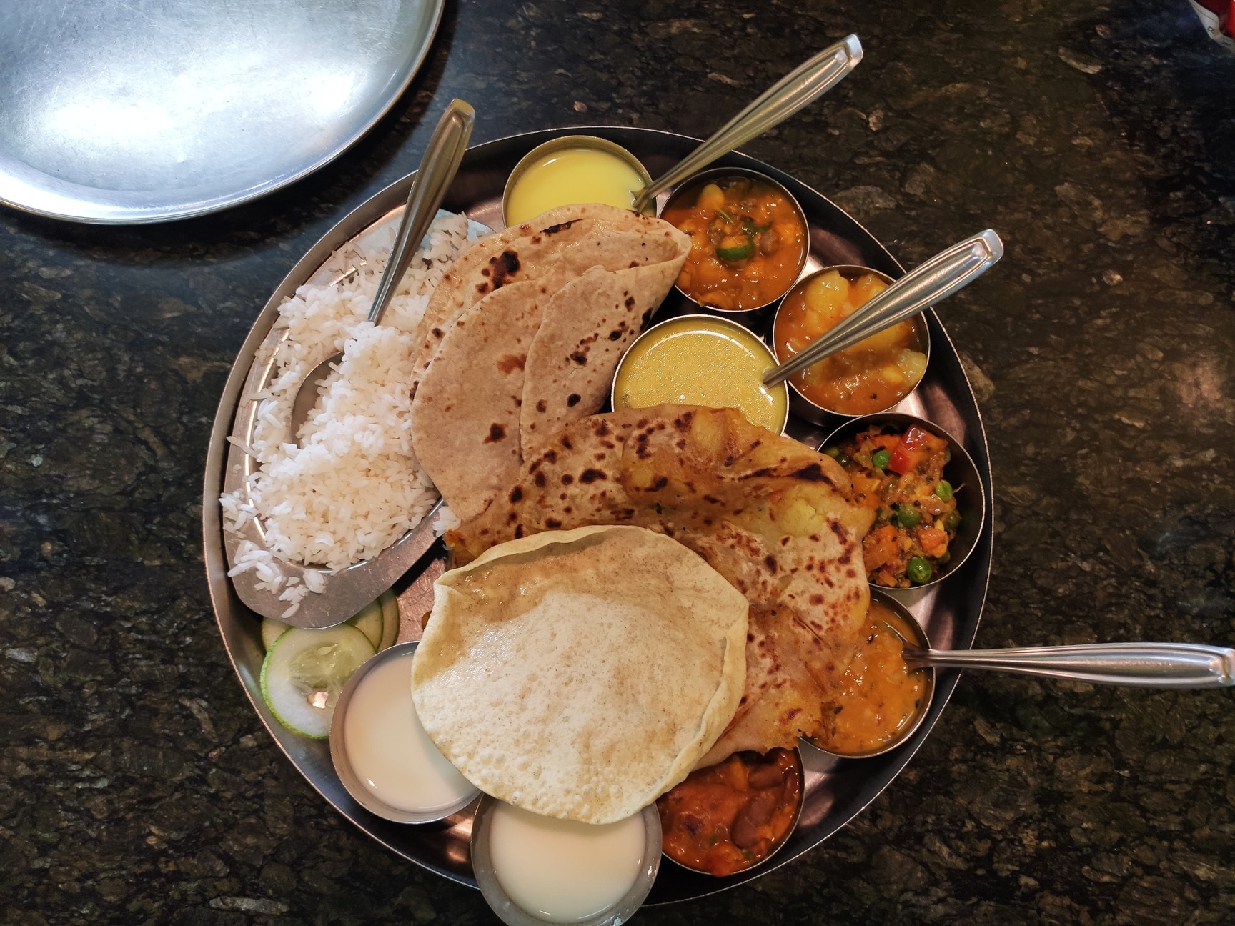 Shree Mahaveer Restaurant in Munnar Colony,Munnar - Order Food Online ...