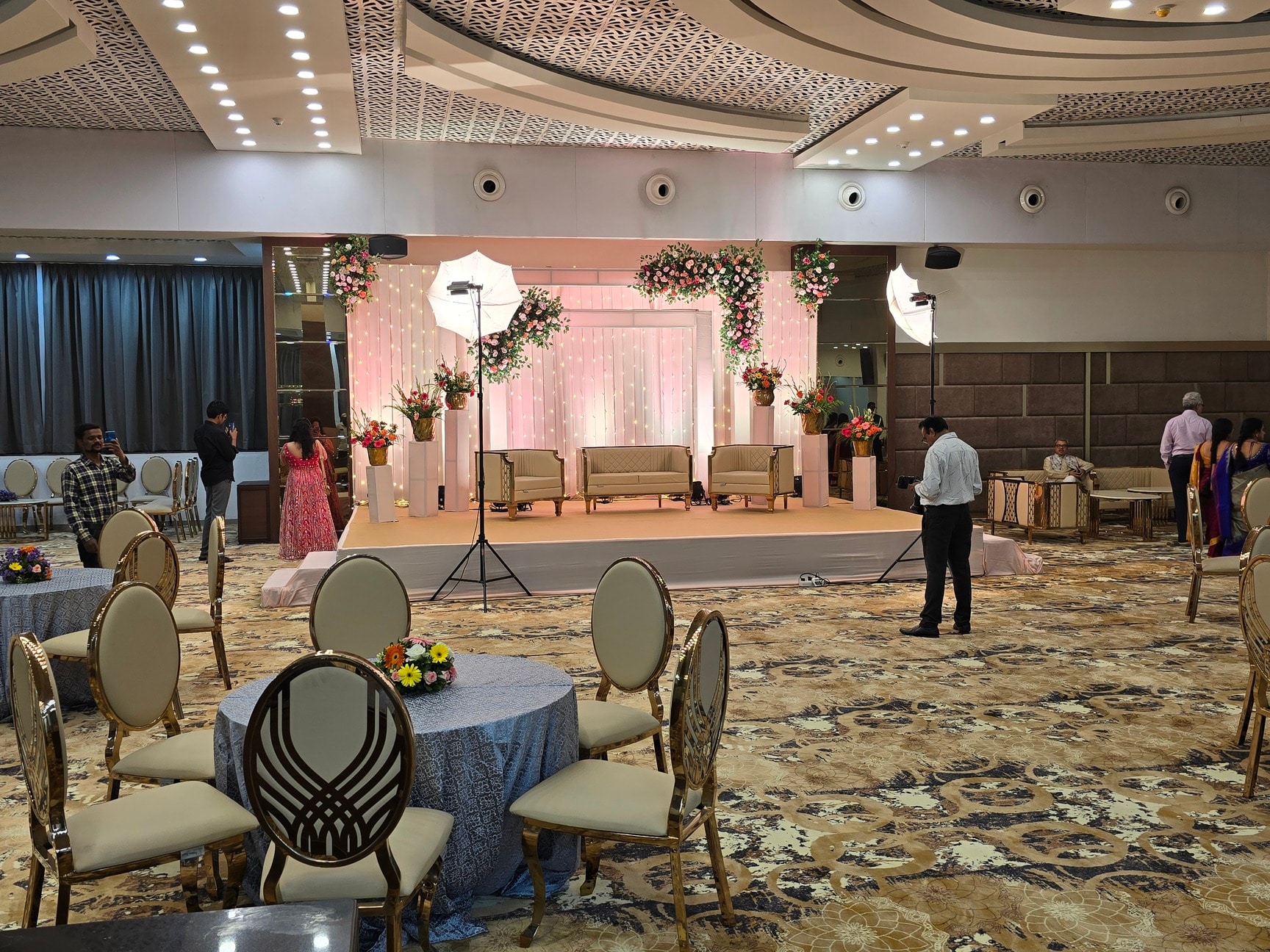 Grand Airport Banquet in Somalwada,Nagpur - Best B2B BANQUET HALLS near ...