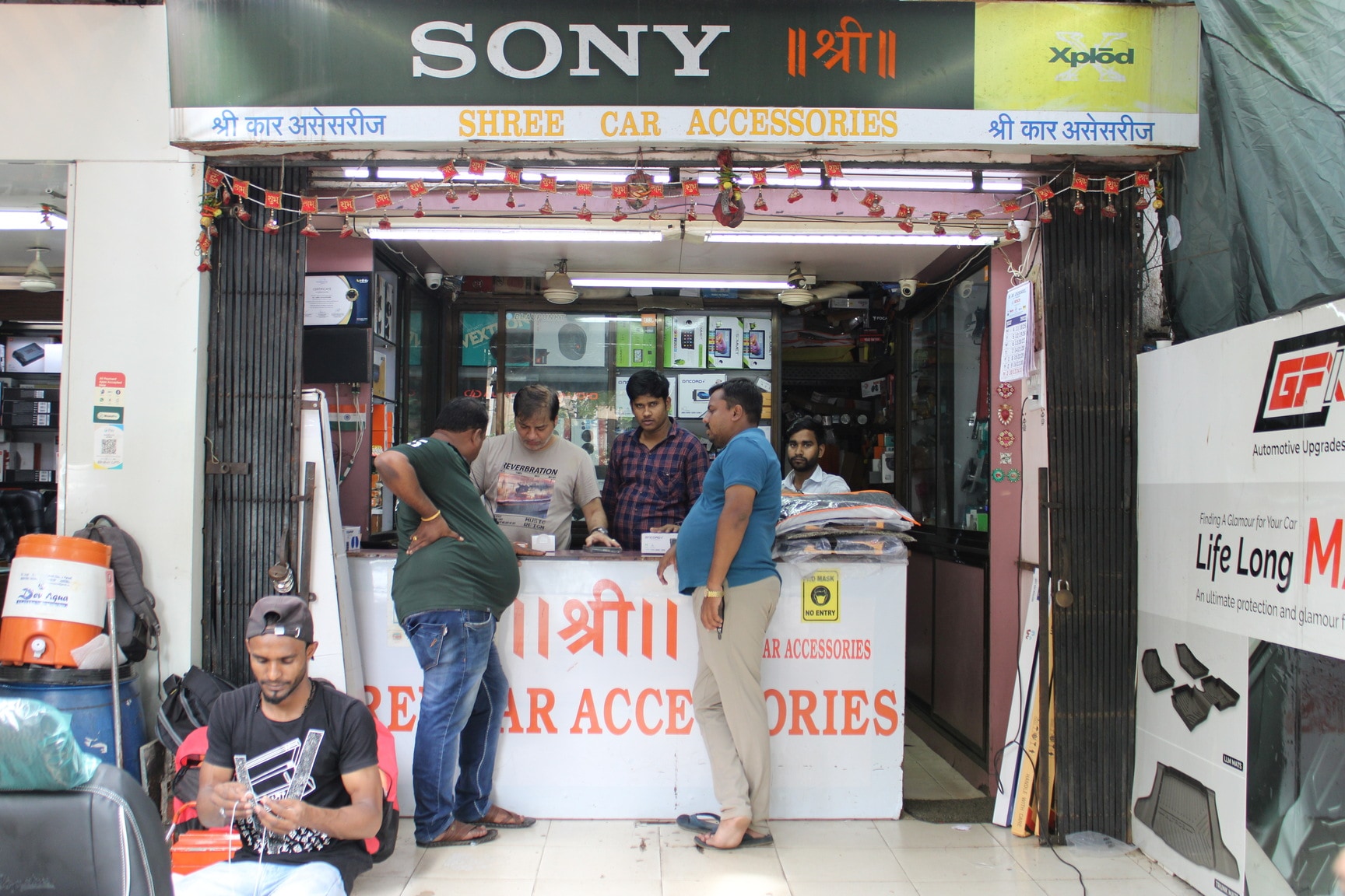 Best car accessories shop in vashi store