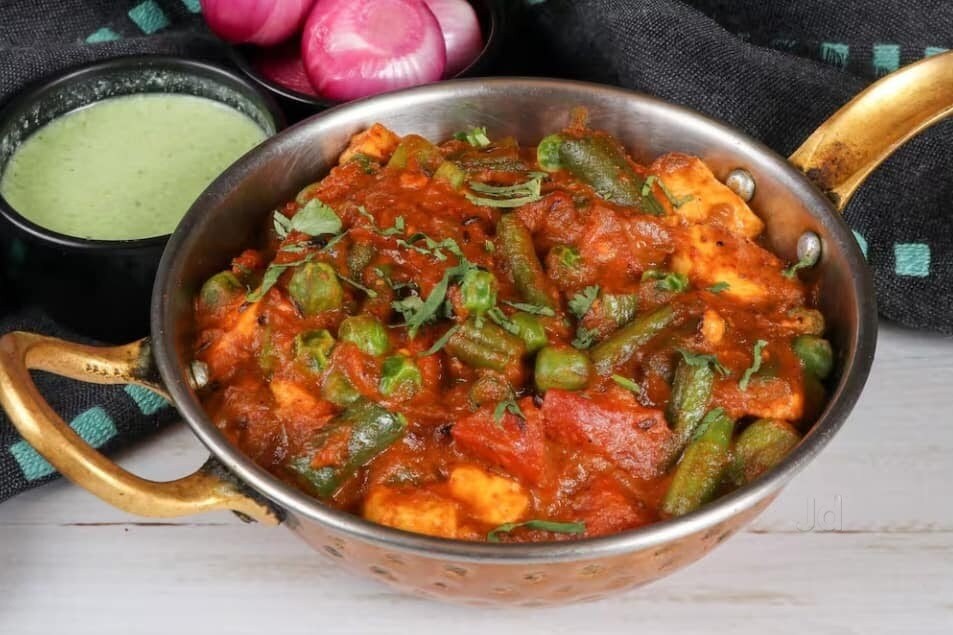 Aai Tuljai Khanawal in Rasta Peth,Pune - Order Food Online - Best Home ...