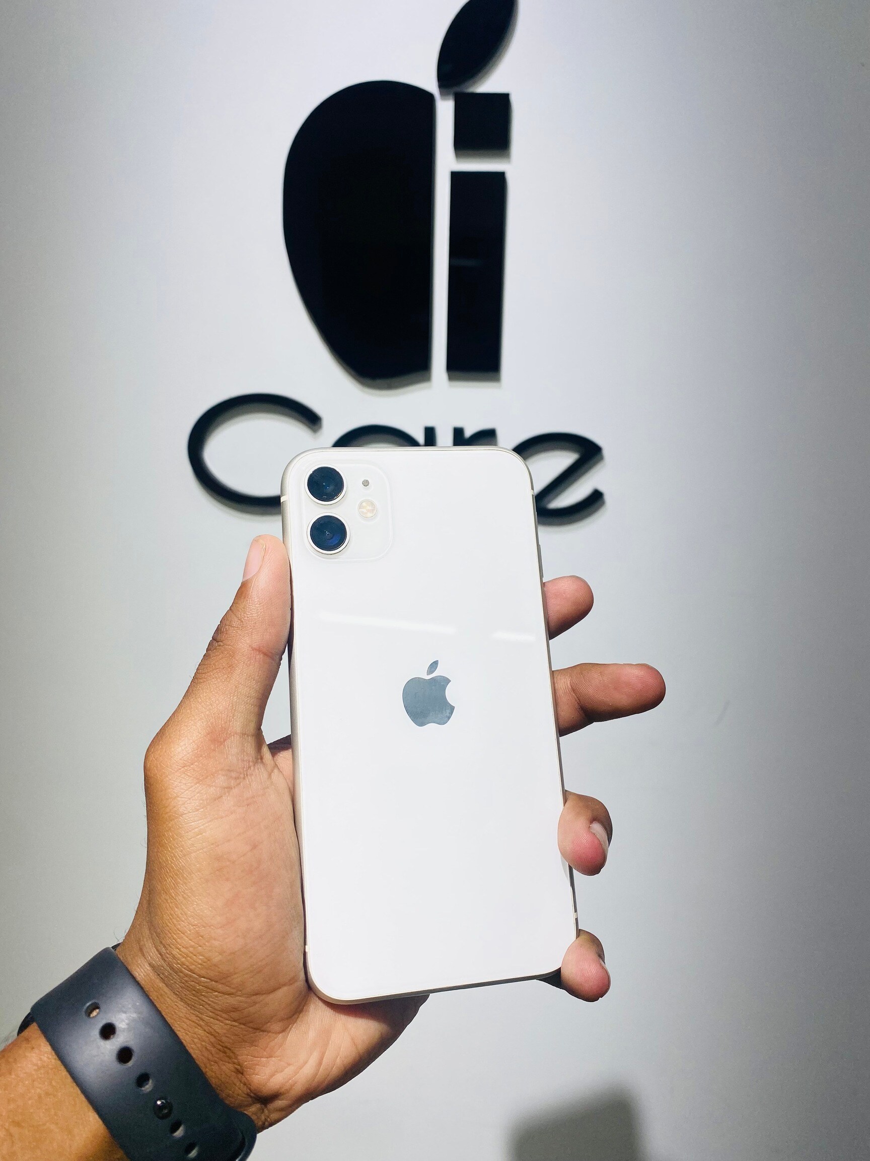 Icare Store in Sangavi,Pune - Best Mobile Phone Repair & Services near ...
