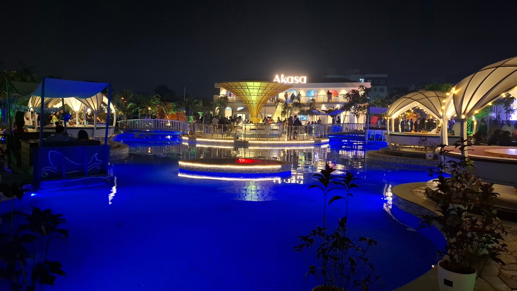 Akasa Pool Dining & Kitchen in baner,Pune - Order Food Online - Best ...