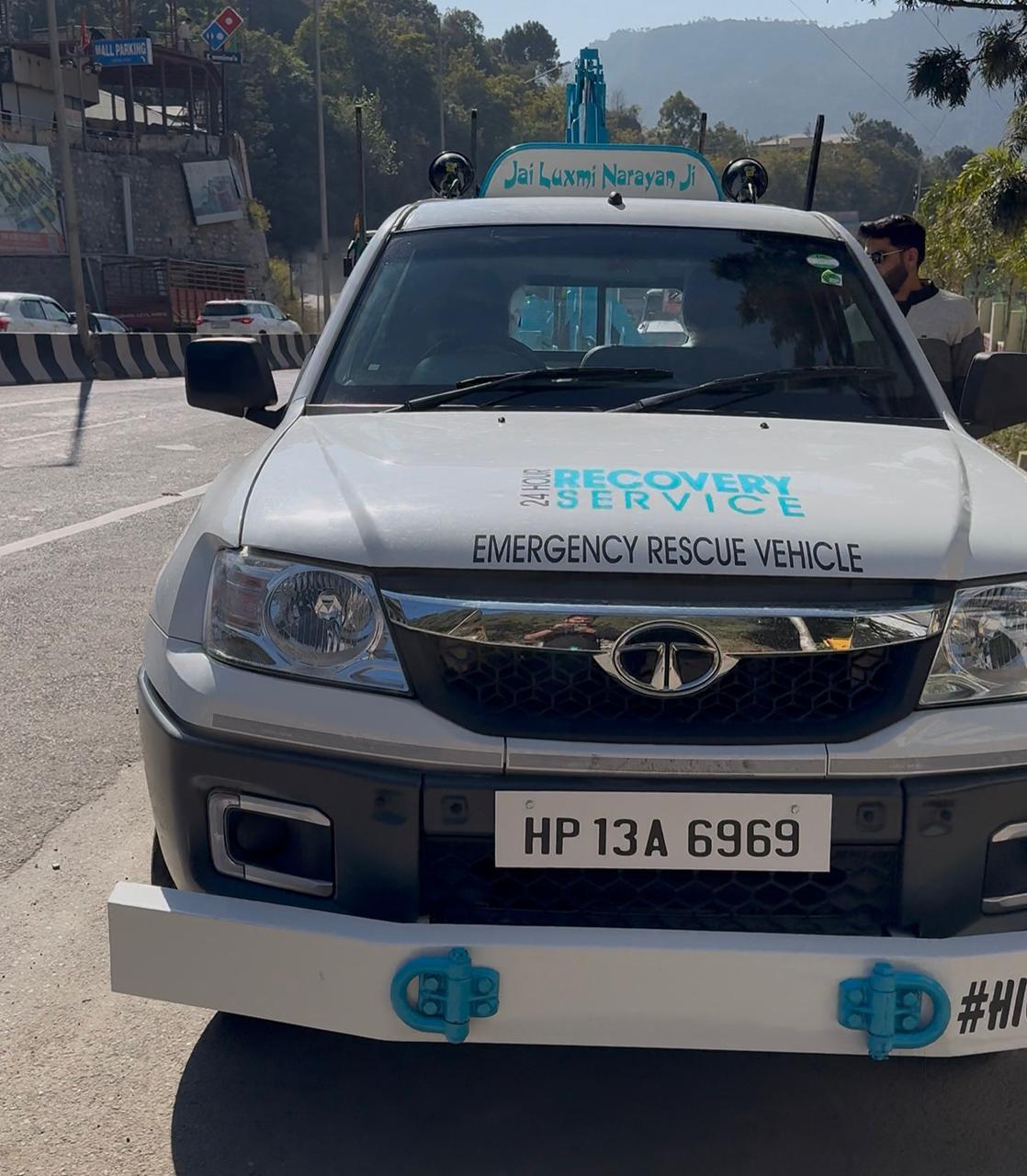 LIFT UP CRANE SERVICE in Solan Bypass Chowk,Solan - Best Car Towing ...