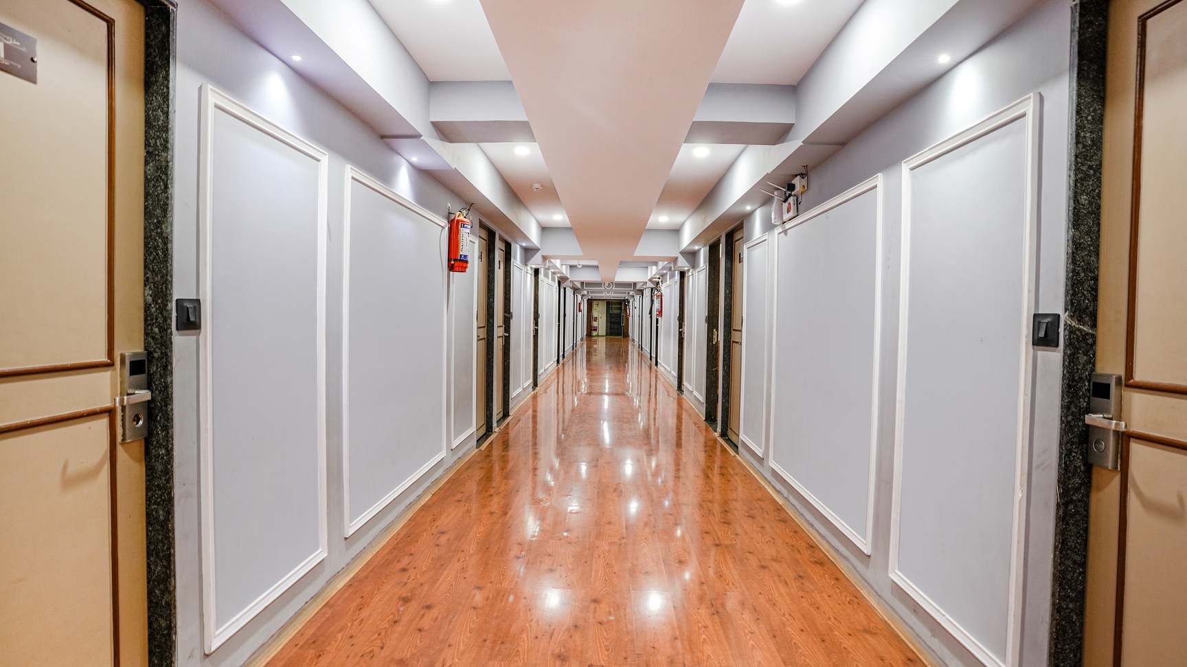 Book Fabhotel Crescent in Althan,Surat - Best Hotels near me in Surat ...