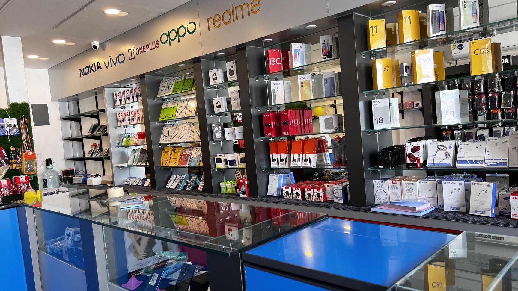 Connect Mobile Store in Near Shri Muthumariamman Temple ...