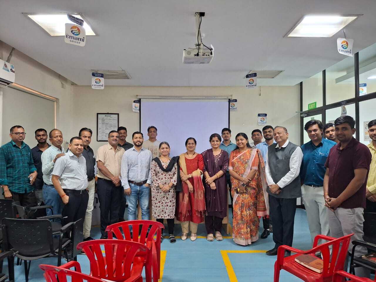 On Job Training Courses by Spice Academy in Chala, Vapi - Justdial