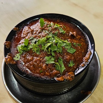 Best Restaurants near Veraval Railway Station Veraval Tower Chowk ...